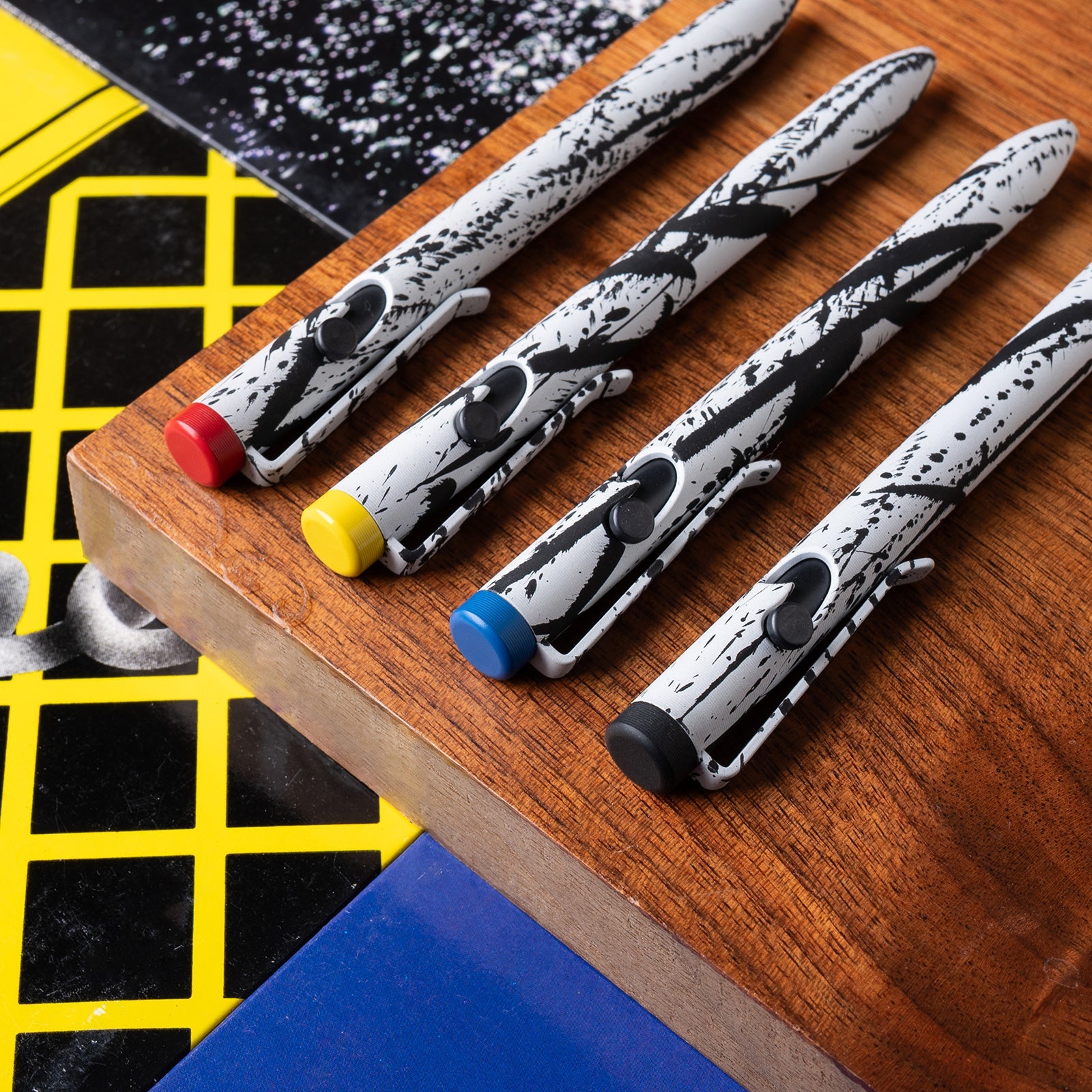 Tactile Turn Abstract Bolt Action Pen – Mukama