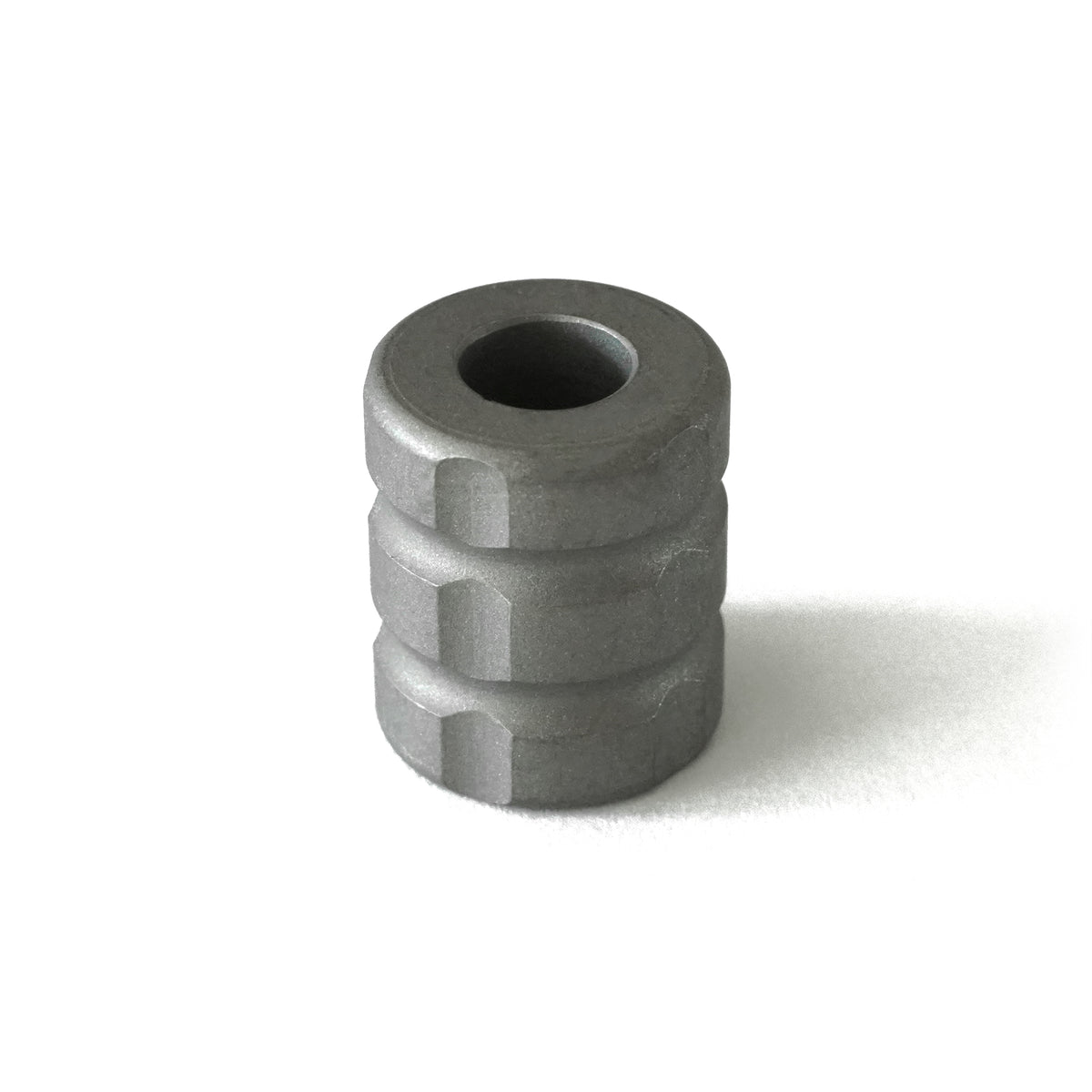 Mukama Titanium Bead