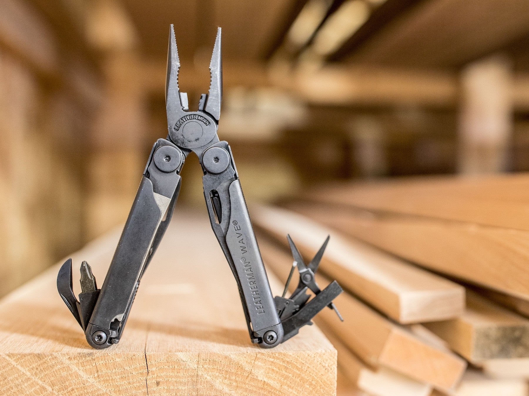 Leatherman wave store