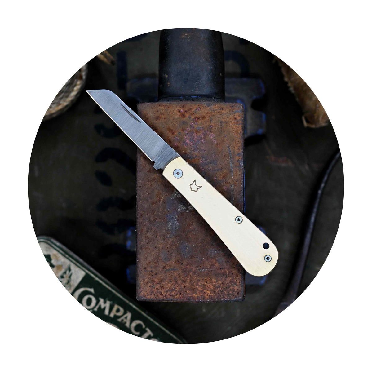 Silver Fox Tools Wyvis Knife – Mukama